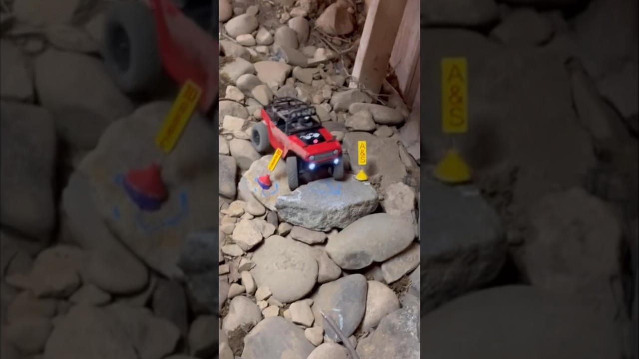 Axial scx24 deadbolt comp stock class hitting some gates #rc #scx24 # ...