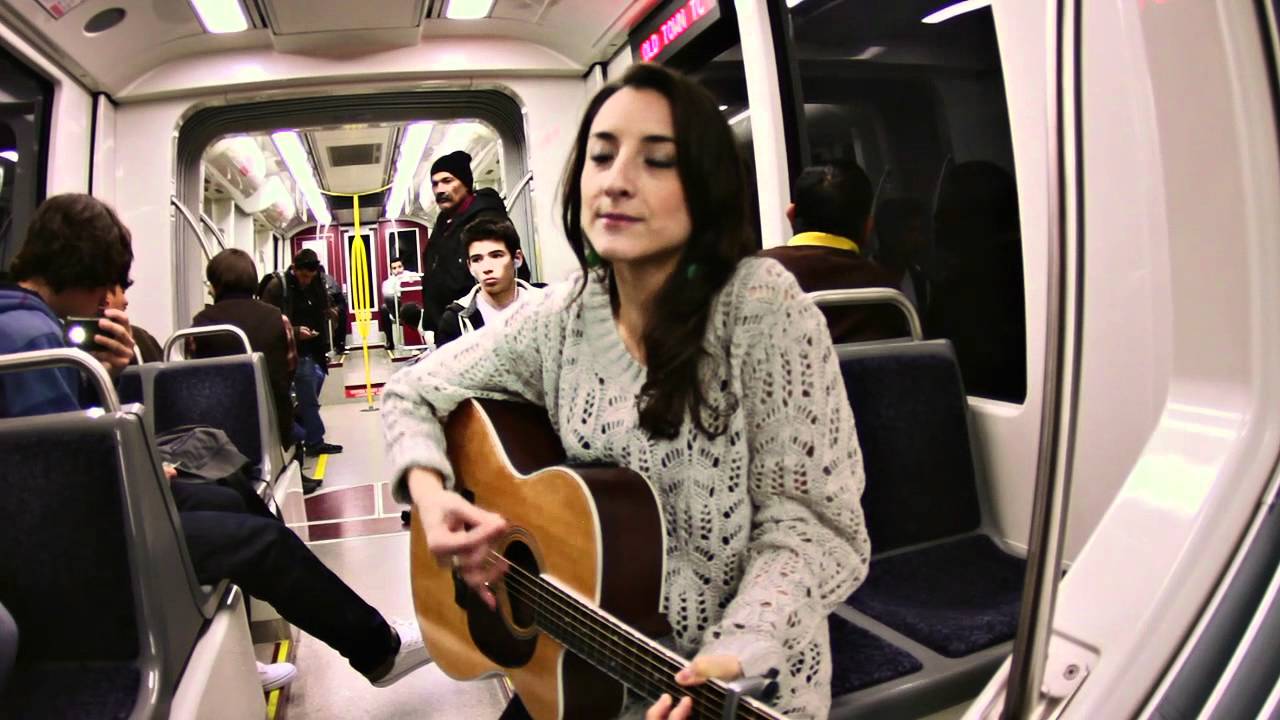 Kim DiVine "Perfect Kind of Love" - A Trolley Show (live performance ...