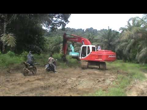 DIKLAT ALAT BERAT DI SMK PARTI LOA KULU