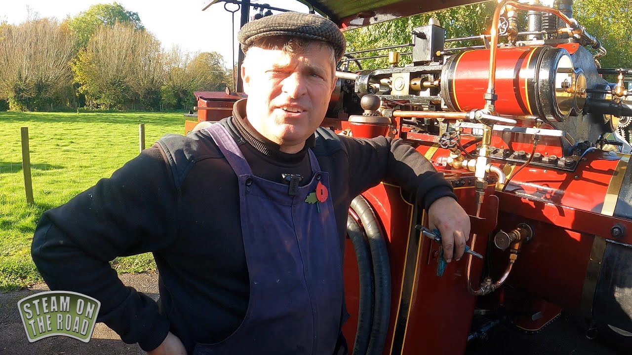 39 - Wallace and Stevens 1929 Steam Road Roller with her owner Colin ...