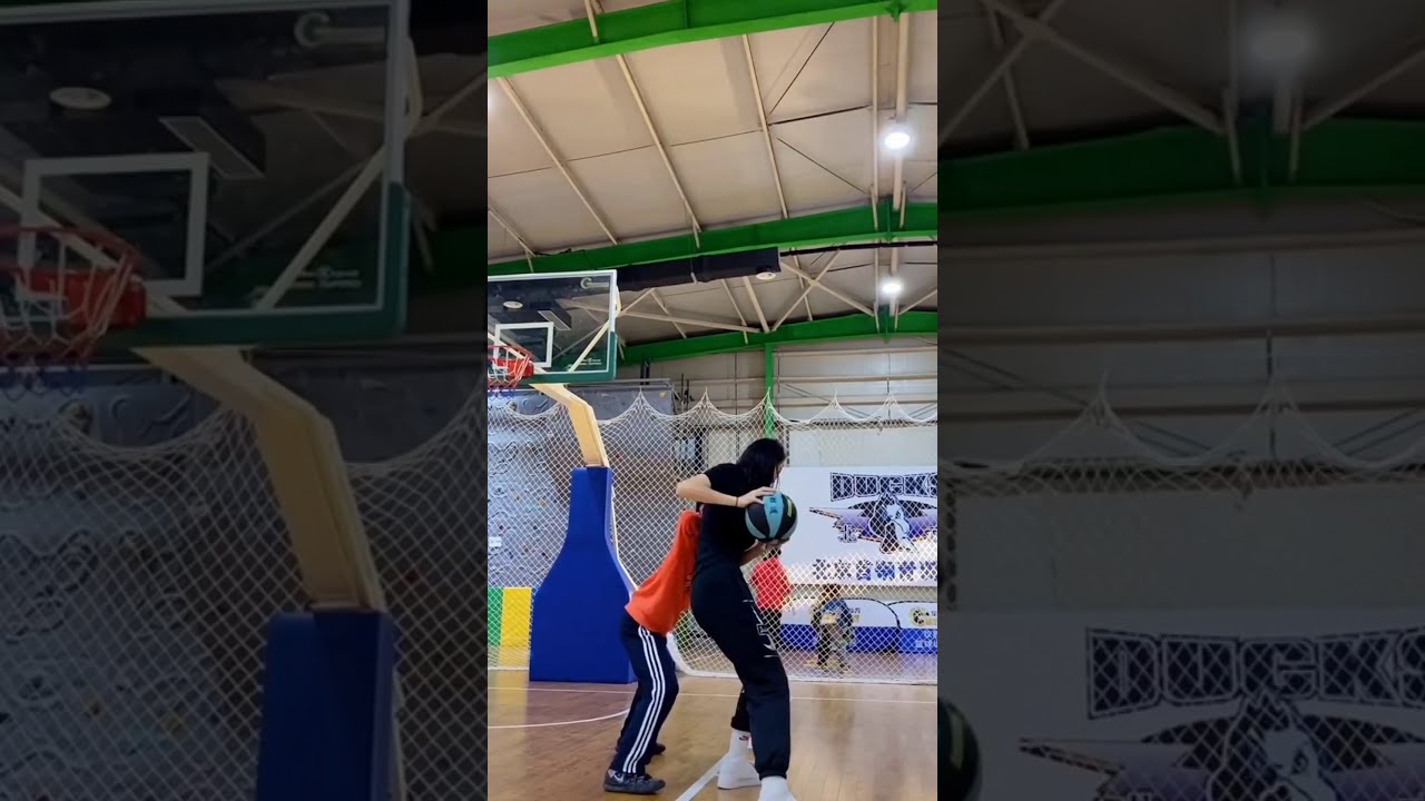 1.9meter cute Asian tall girl likes play basketball - YouTube