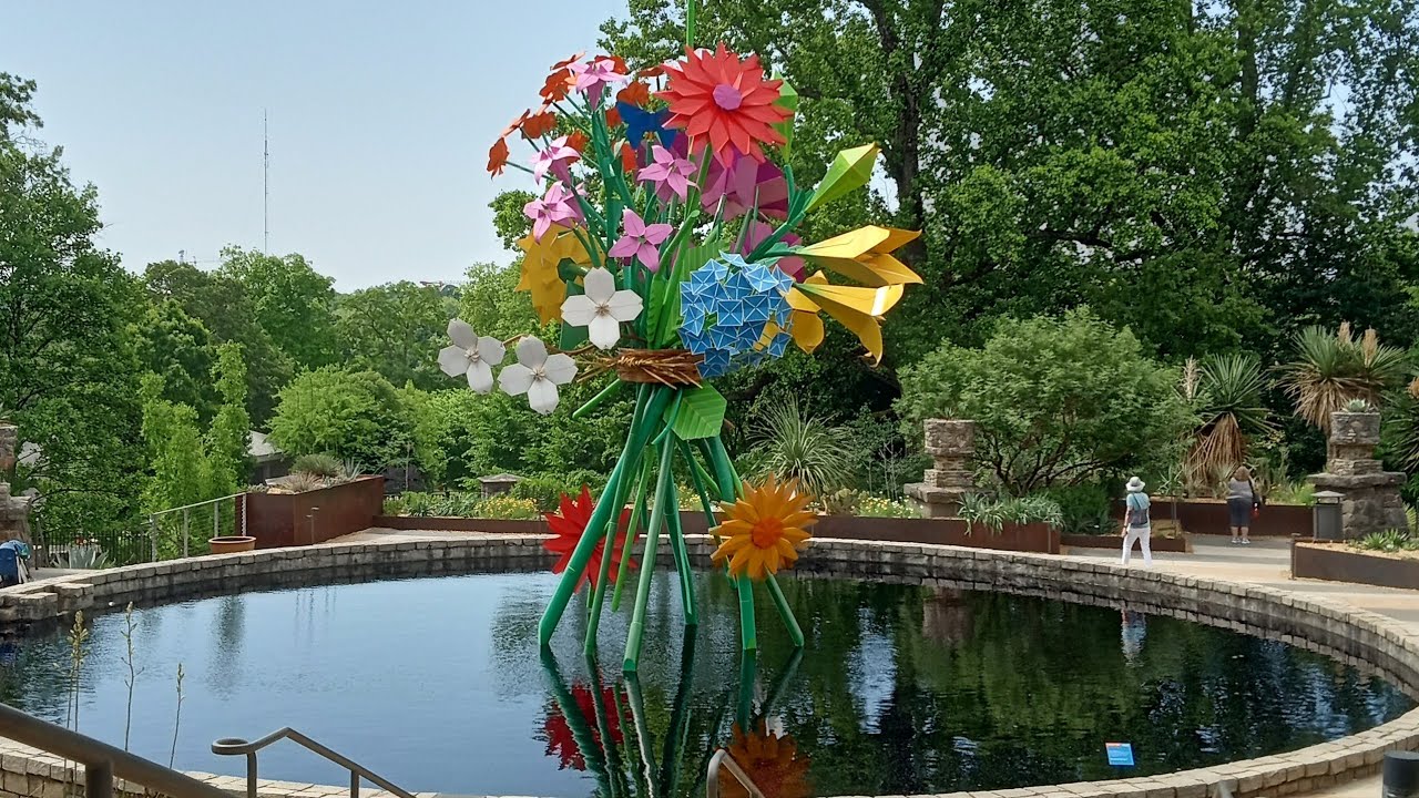 Origami in the Garden,Flowers and Plants @Atlanta Botanical Garden ...