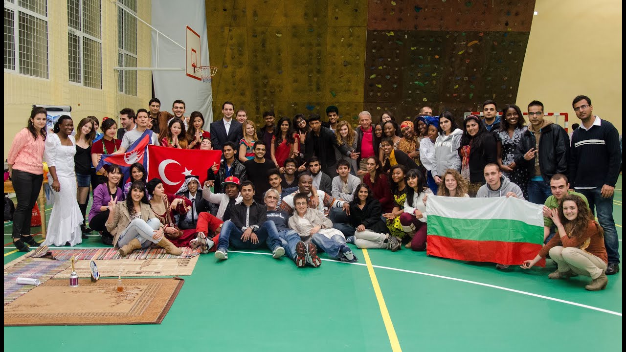 MU Pleven-International day 2013 - YouTube