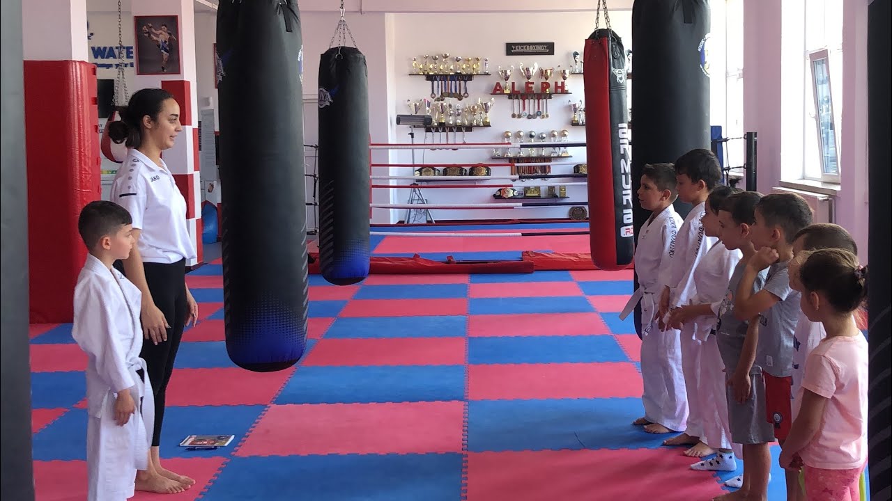 Prima lectie de JUDO cu SENSEI Oprea Roxana Andreea si prietenii mei # ...