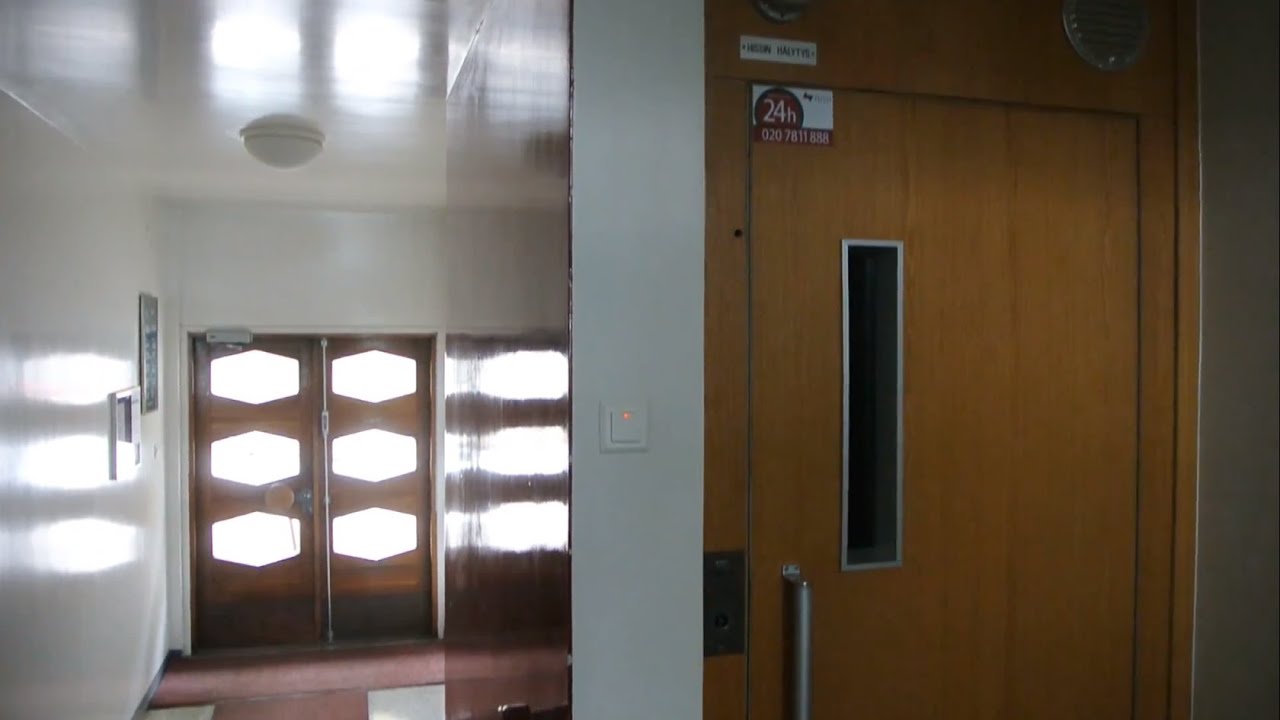 1952 KONE elevator (1989 mb. KONE M) in Helsinki, Finland - YouTube