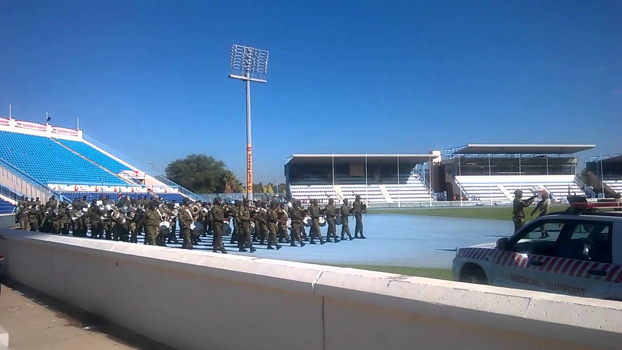 2015 BDF day rehersals Parade Match off - YouTube