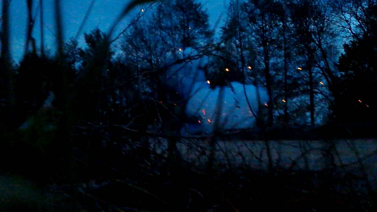 Flash powder bomb under paint can 50gr KNO3, S, Al - YouTube