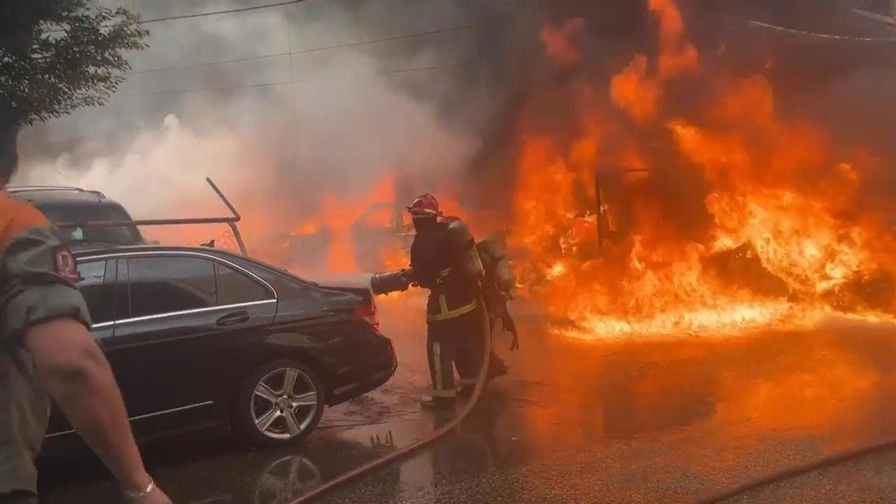 Giant diesel tanks catch fire in Beirut - YouTube