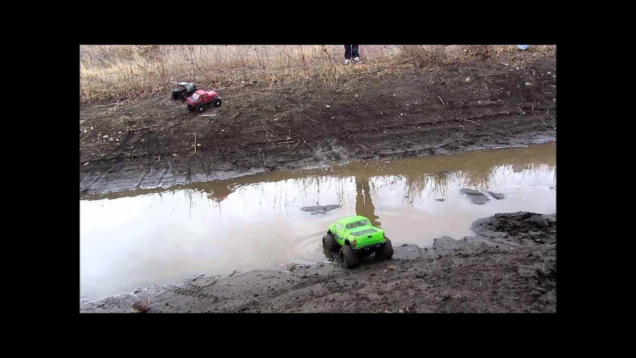 RC Truck Camp Playing in the Mud.wmv - YouTube