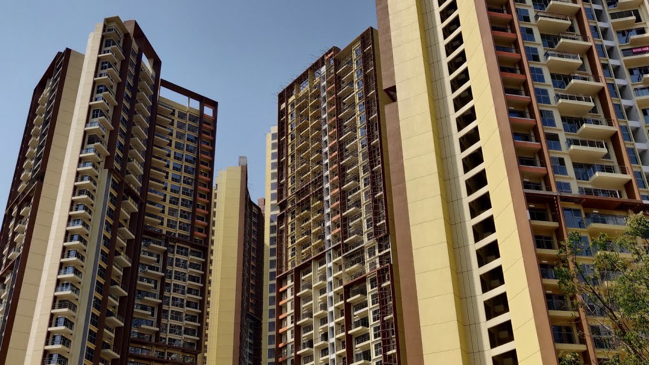 2BHK Flat Amanora Adreno Towers - YouTube