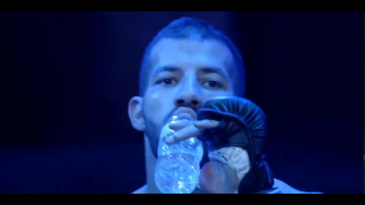 Igor de Castañeda Karate Combat 21 Septiembre - YouTube