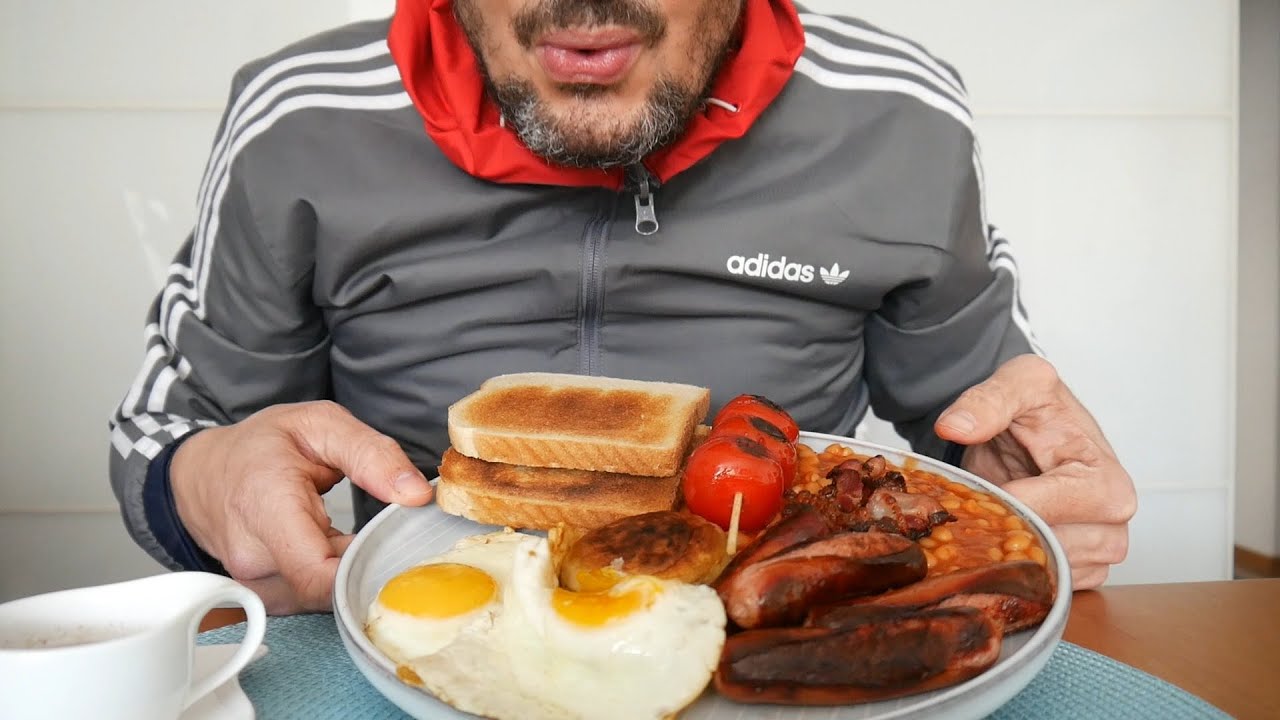 ASMR Breakfast Eating Sounds – Full English Breakfast - YouTube