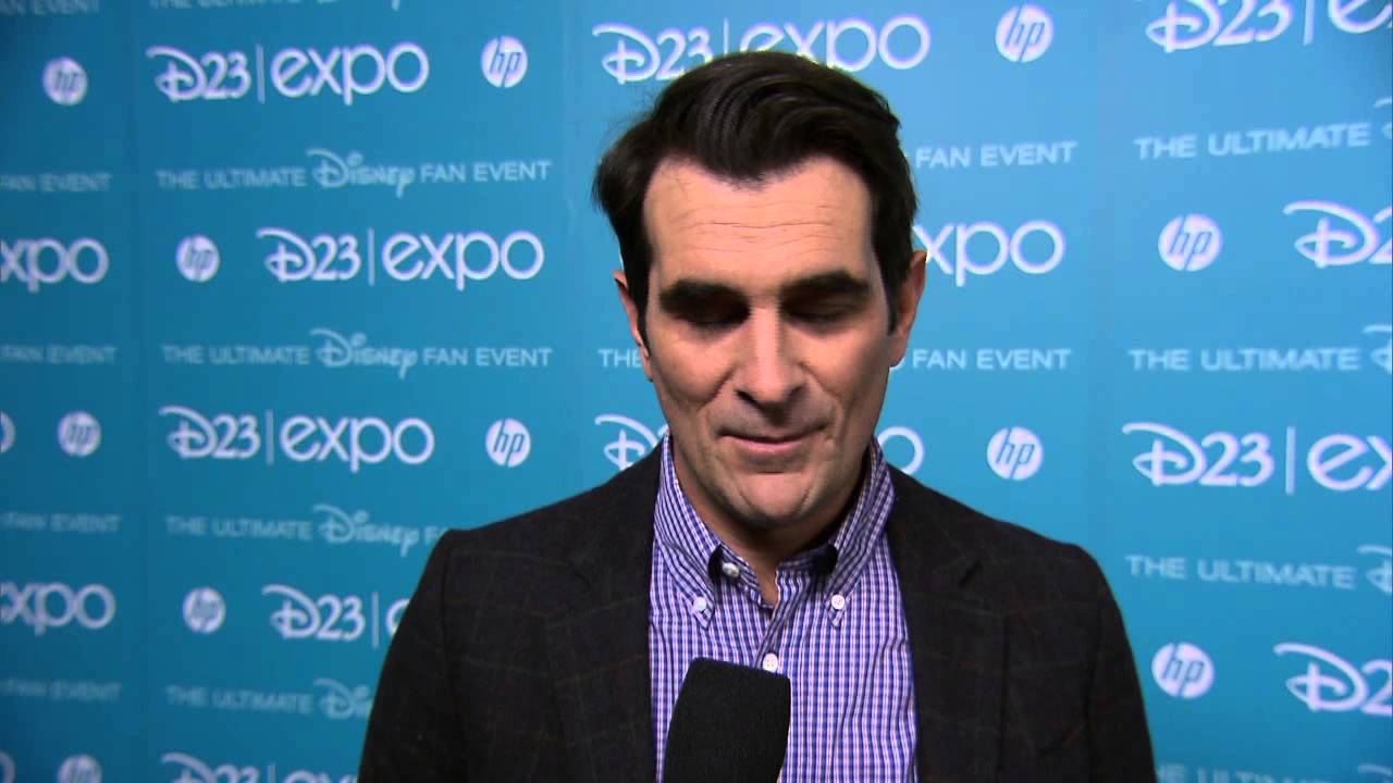Muppets Most Wanted: Ty Burrell D23 Expo Interview | ScreenSlam - YouTube
