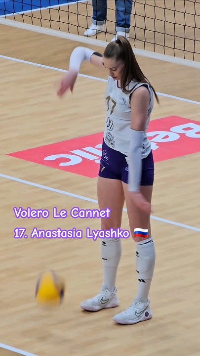 Anastasia Lyashko A Russian middle blocker 197cm - YouTube