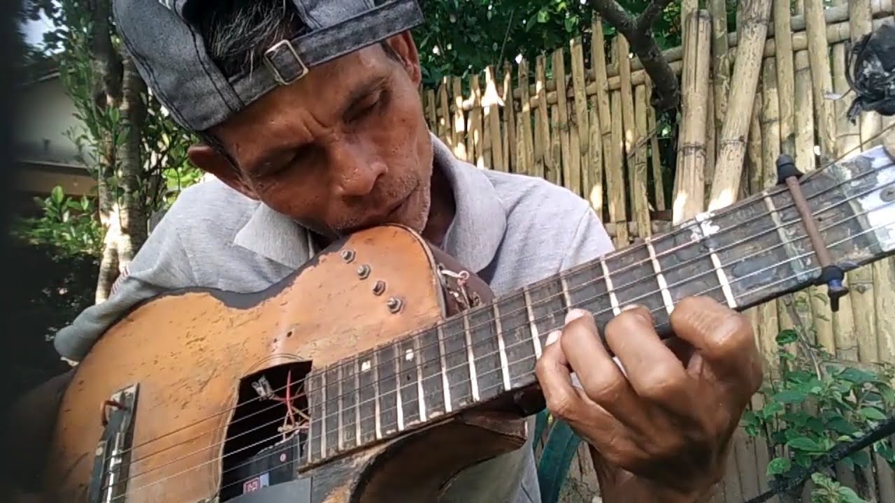 Instrumen Gitar Clasik Pengamen Tua - YouTube