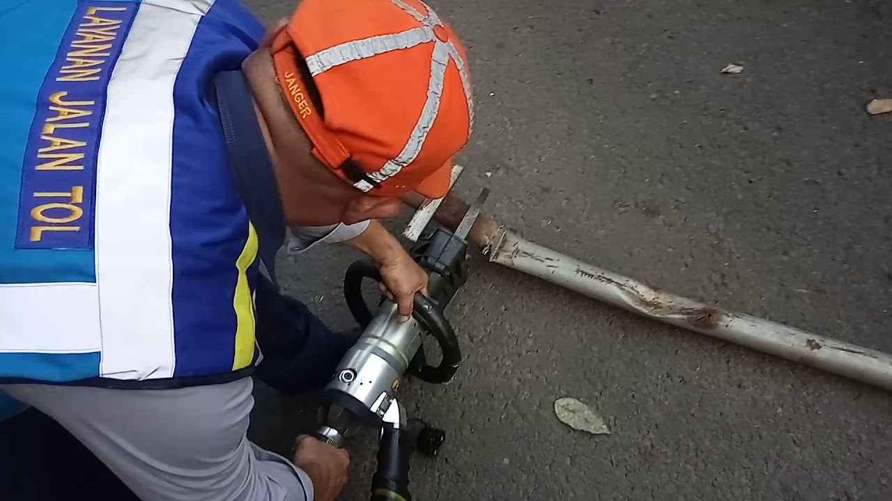 Pelatihan alat Rescue - YouTube