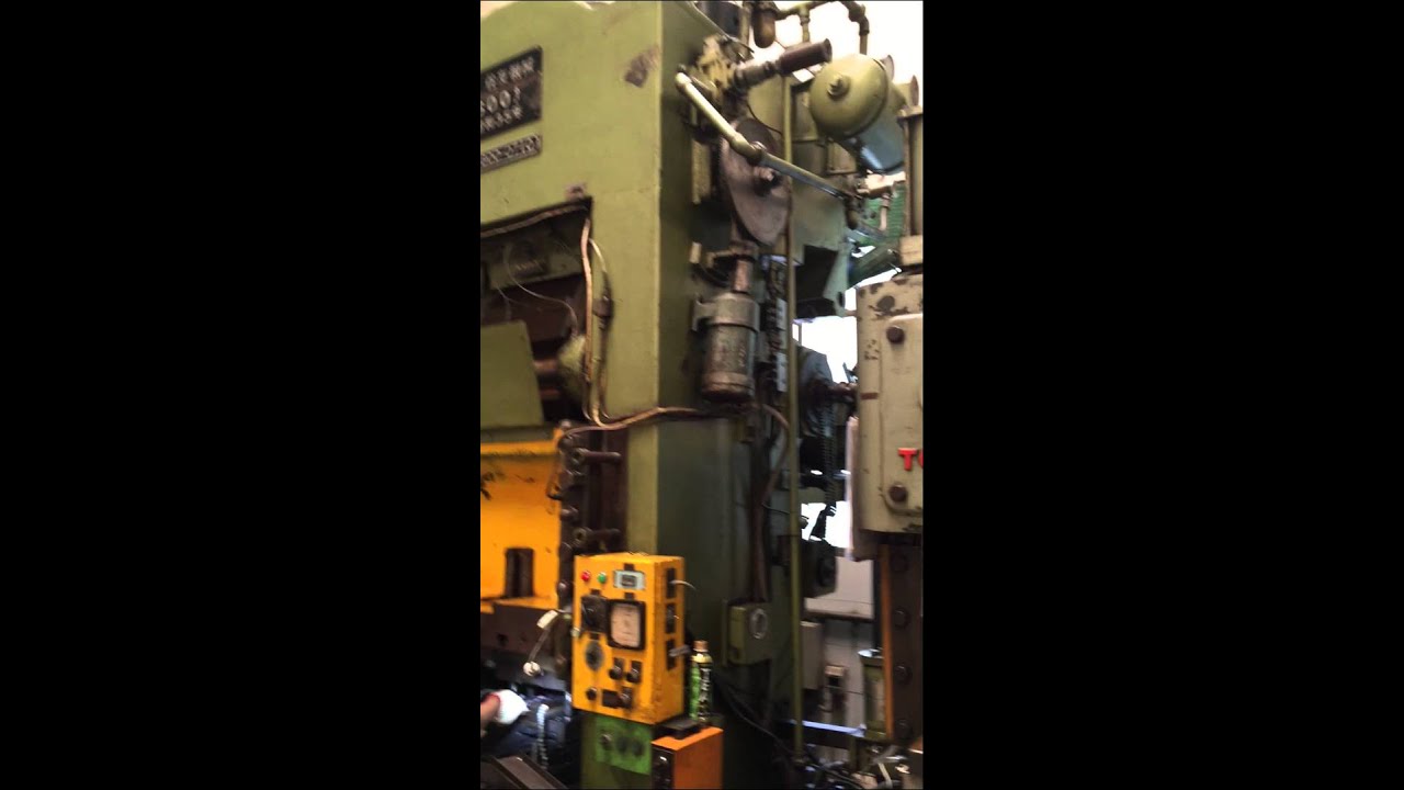 600 ton Sumitomo Forging Press Machines - YouTube