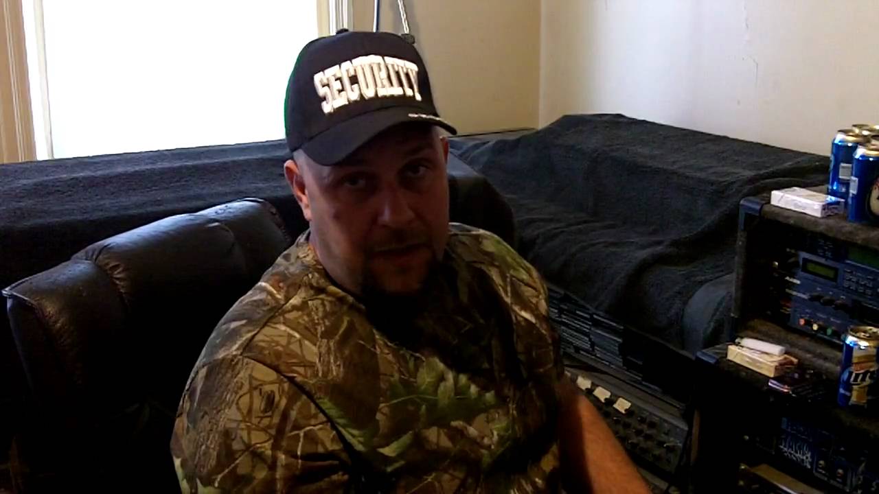 Shawn Prewitt acting like Larry the Cable Guy - YouTube