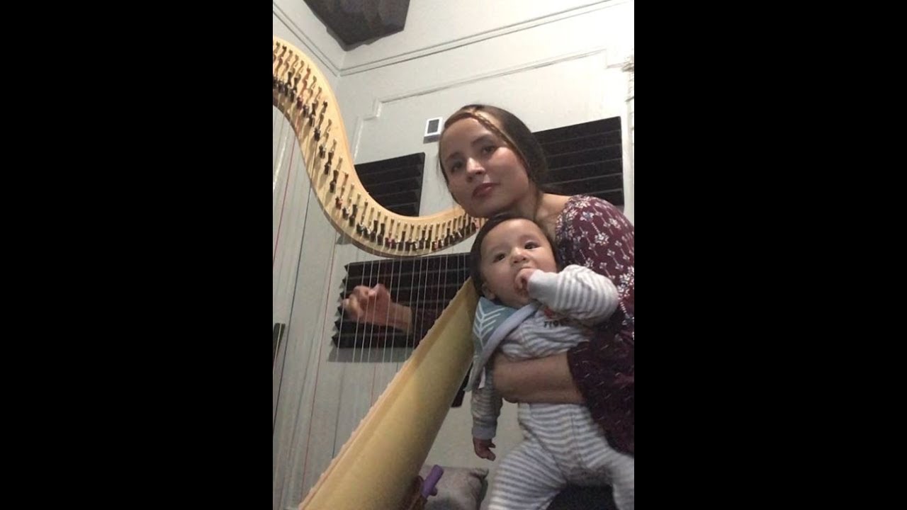 Harpist MOM #2 with Baby - Practicing with Baby 👶🏻 - River Flows in You ...