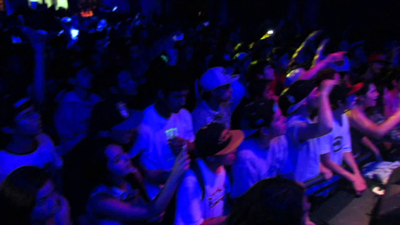 Ella, ChysteMc - Enfermos del Rap HD - YouTube