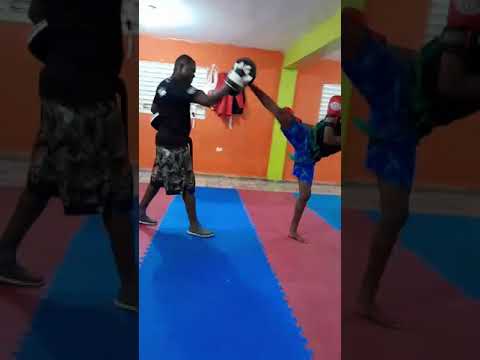 Yulianny Brand Campeona de la 113 libras - YouTube