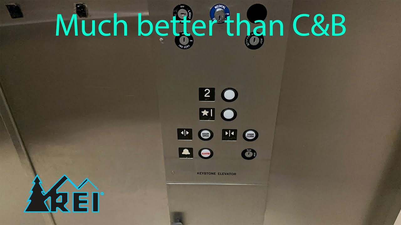 Keystone/GALHydraulic elevator @ REI store - Hingham MA - YouTube