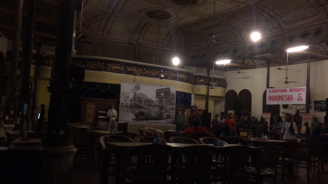 Nonton Dansa dan Nostalgia di MGM Cafe Gallery #AgustinBtg - YouTube