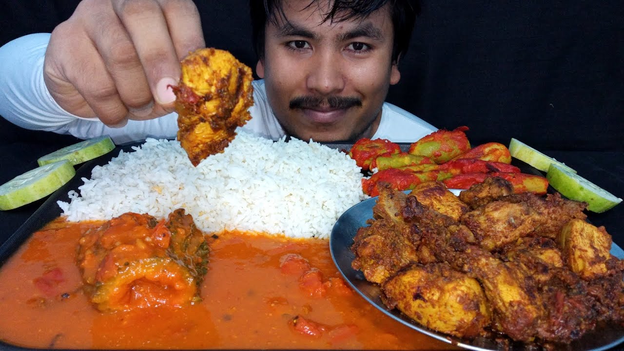 SPICY FRIED CHICKEN WITH RICE EATING, SPICY MASALA CURRY, PAKODA SALAD ...