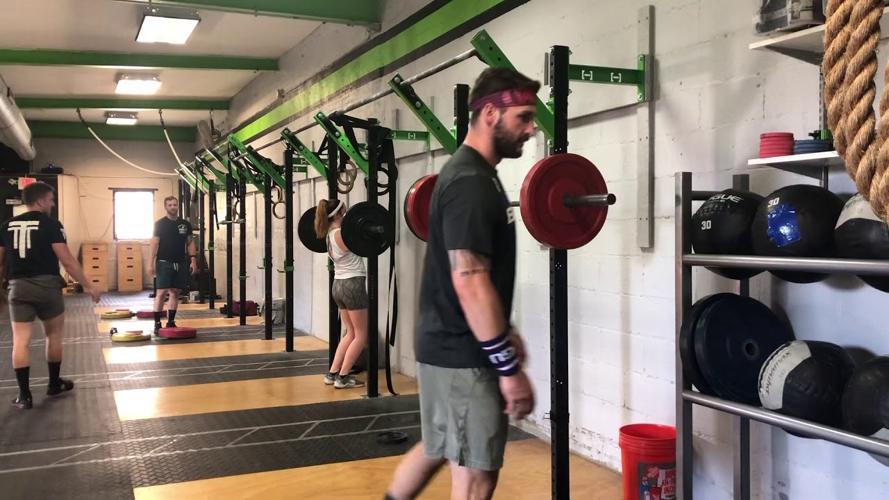 Strict press + 4 push press - YouTube