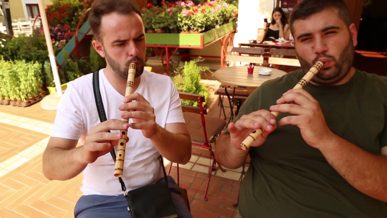 Melodi me fyej (Woodwind flutes) - YouTube