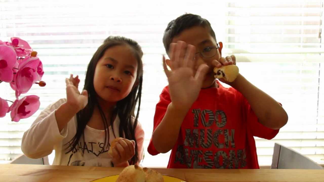 Chocolate Filled Bread Rolls (Foolproof Bread Roll Recipe For Kids ...