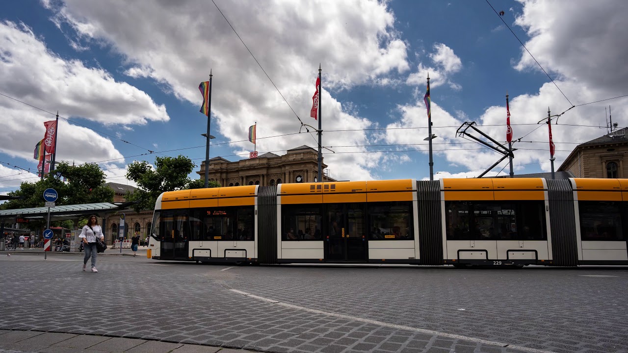 Timelapse Hauptbahnhof Mainz - YouTube