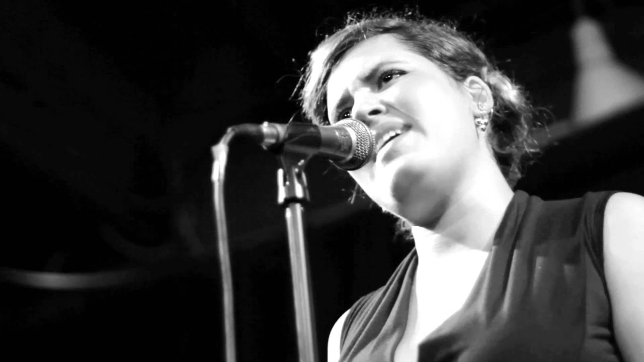 Quadron - 'Baby Be Mine' Live at The Atrium - YouTube