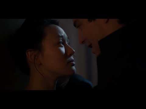 Benedict and Sophie Kiss 4x04 | Bridgerton