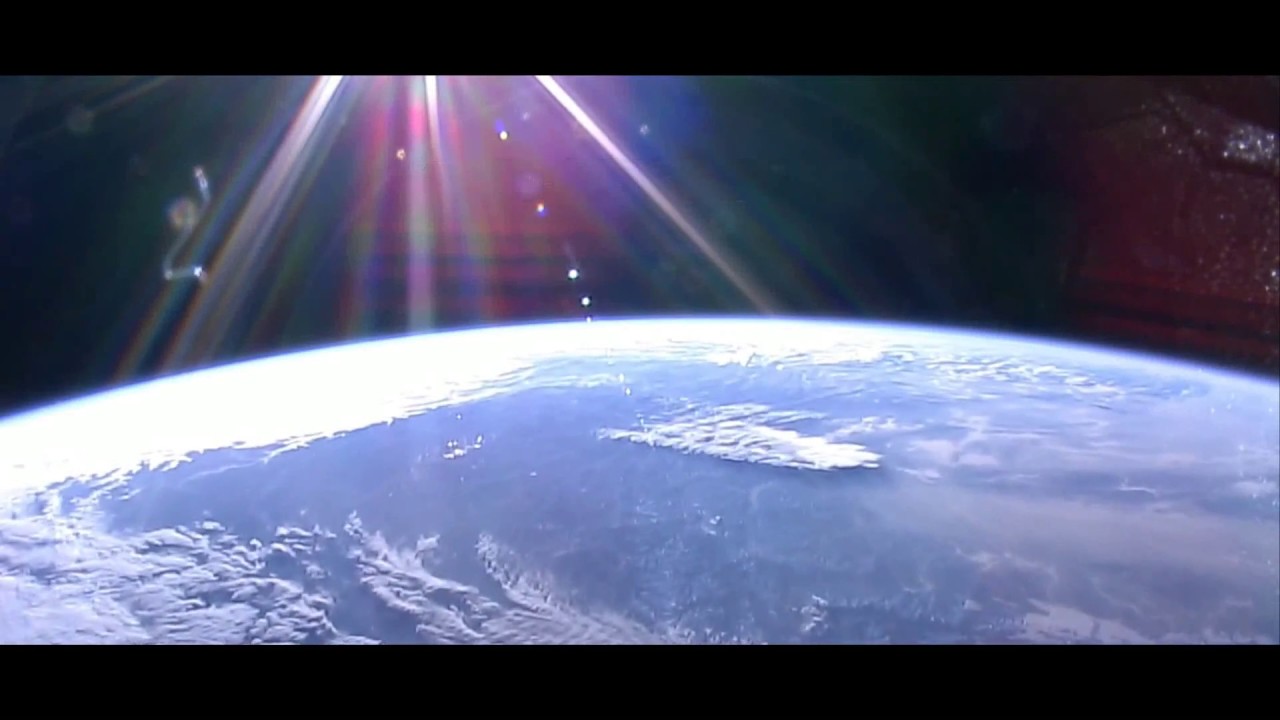 2 Planetary object approaching Earth 16 January 2017 ISS - YouTube