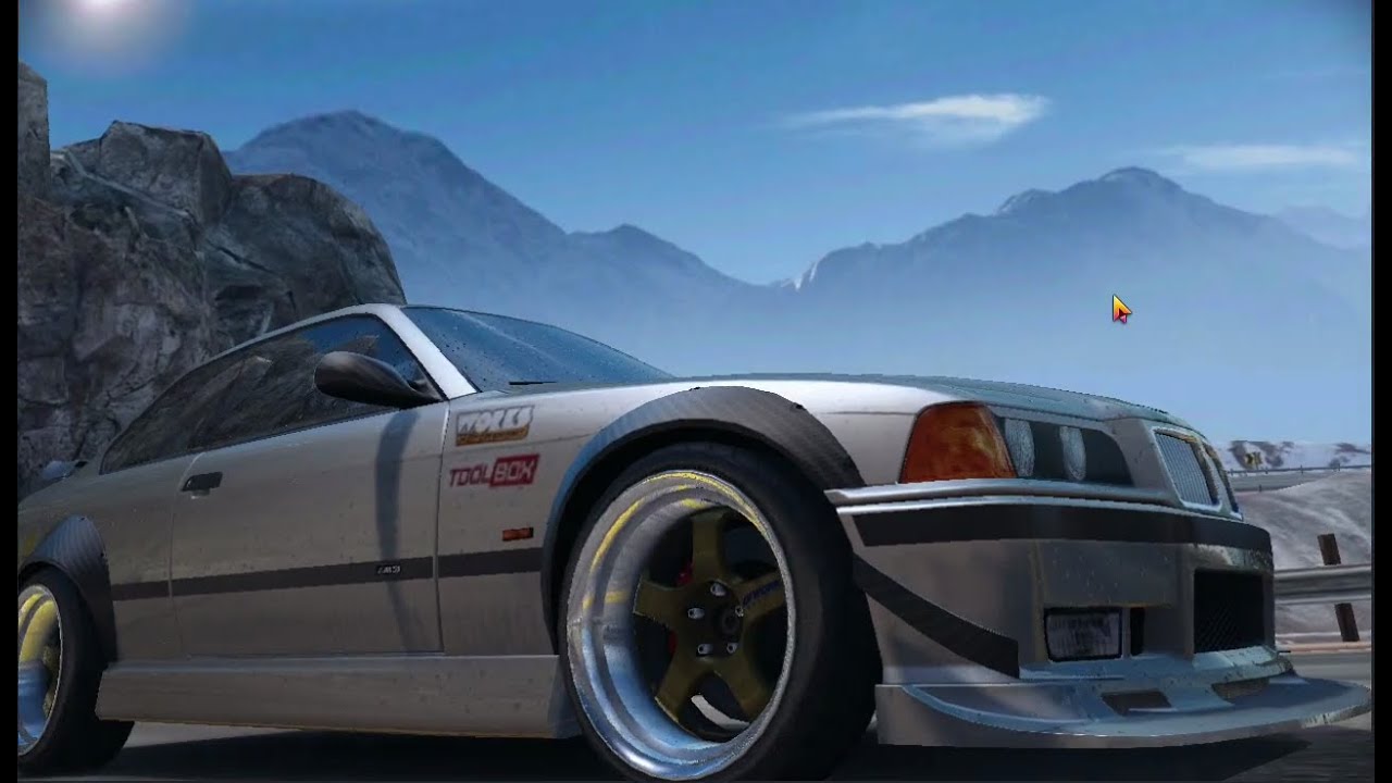 Drag Race BMW vs BMW - YouTube