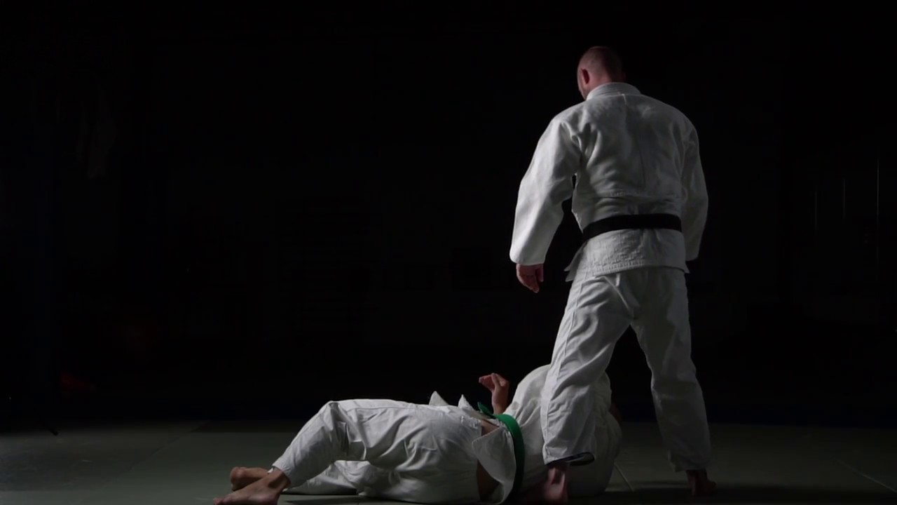 Judo Art: Utsuri Goshi - YouTube