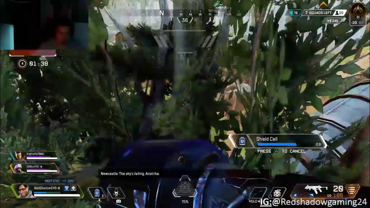 Eating frogs on Apex cursed lobbies - YouTube