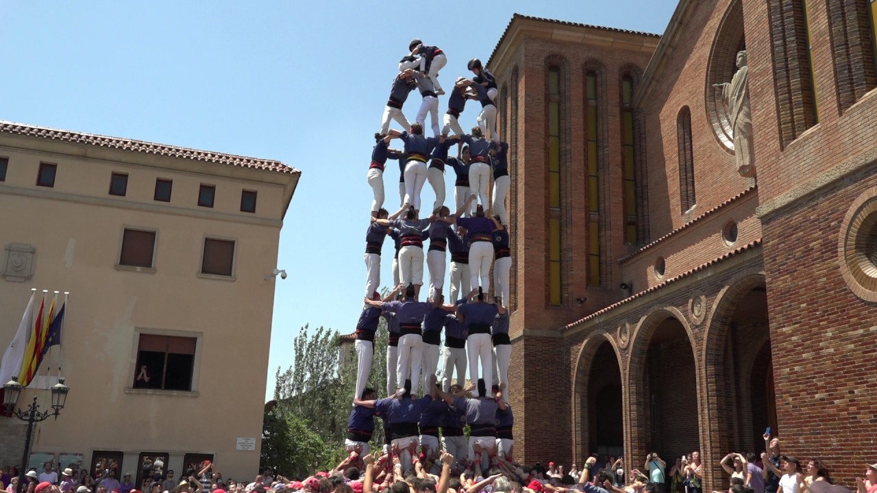 Capgrossos - 7 de 8 - Cornellà 2017 - YouTube