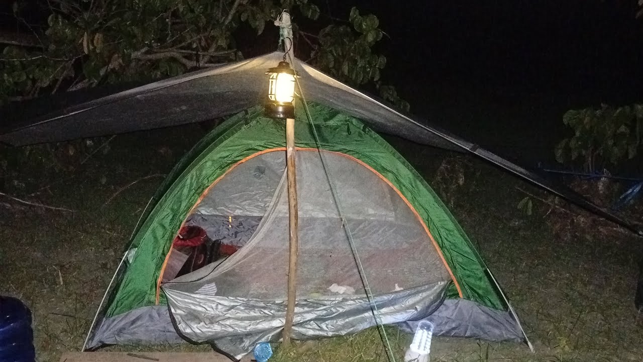 camping di pantai ogis - YouTube