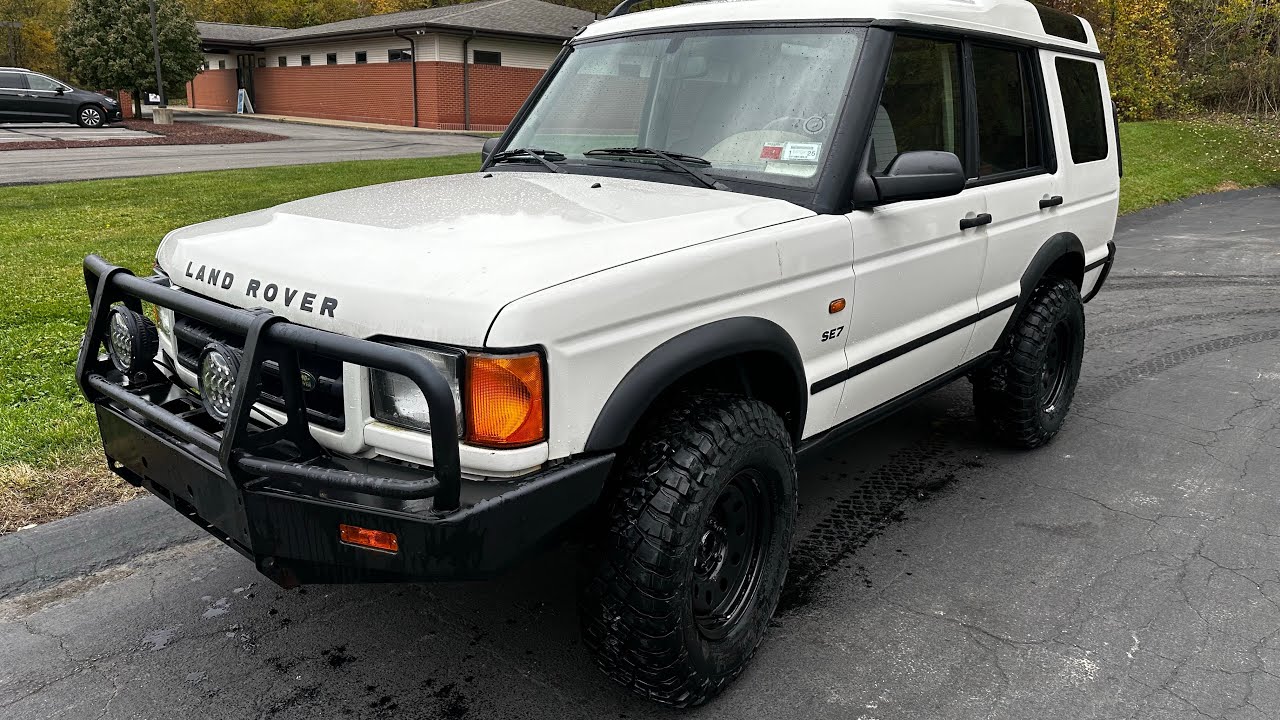 2002 Land Rover Discovery 2 SE7 walk around - YouTube