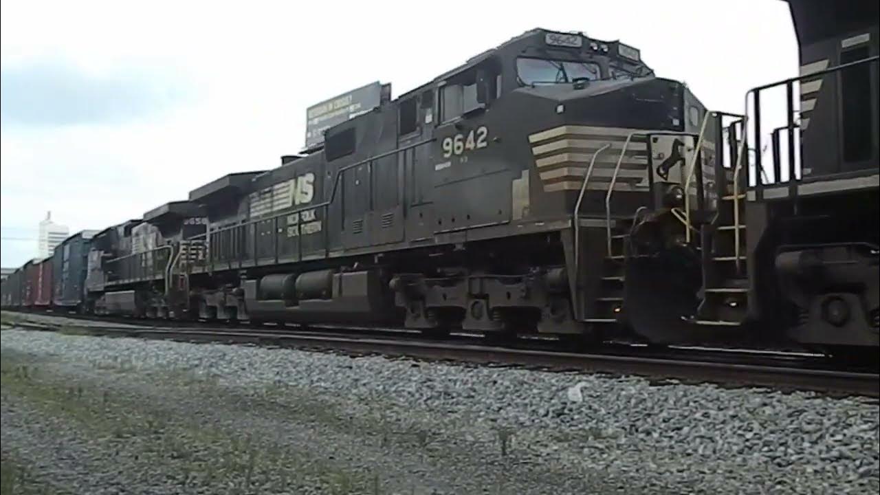 NS 4054 Leads Mixed Freight - 6/20/2023 - YouTube