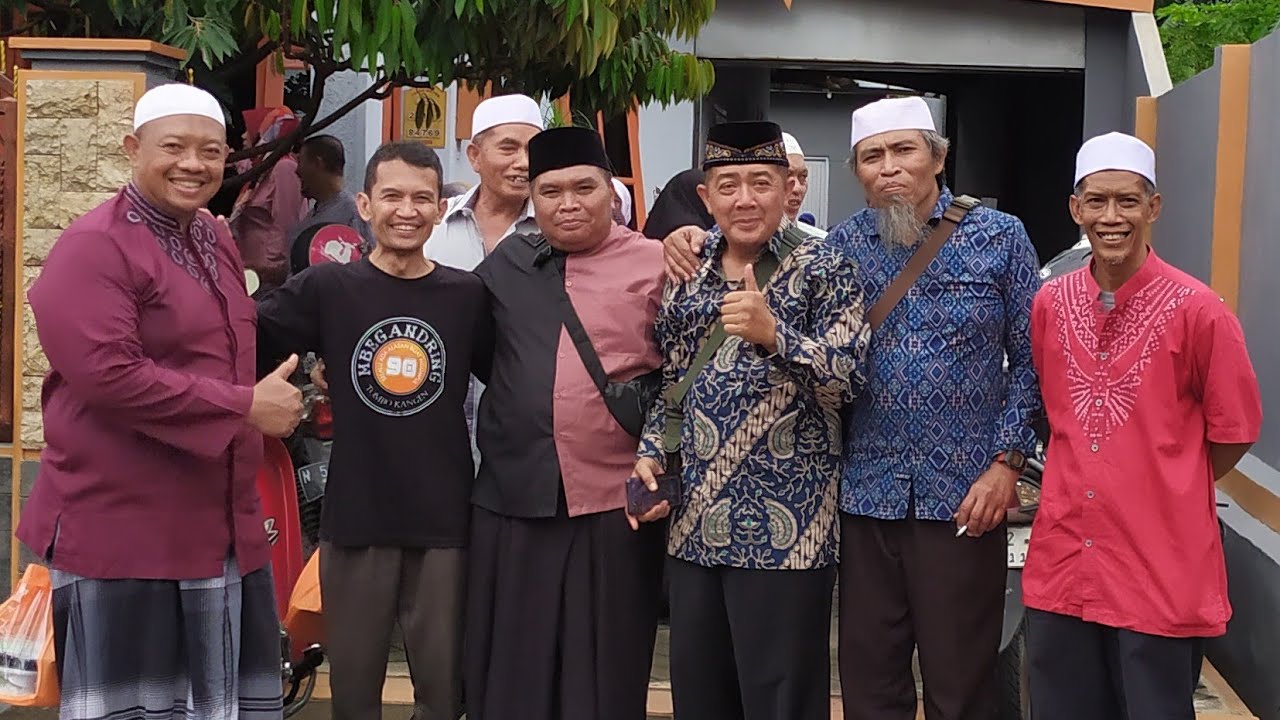keseruan mbah-mbah ketika lagi ngumpul - YouTube