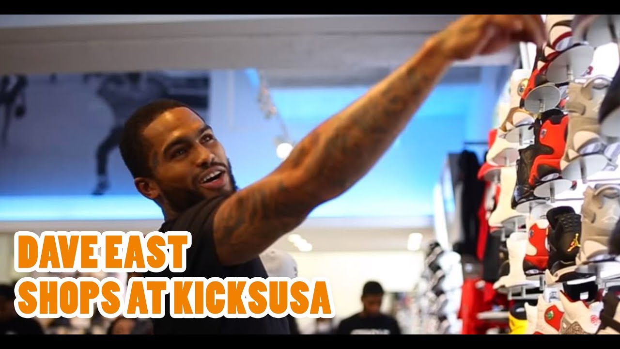 Dave East Shops at KicksUSA Influencer Event - YouTube