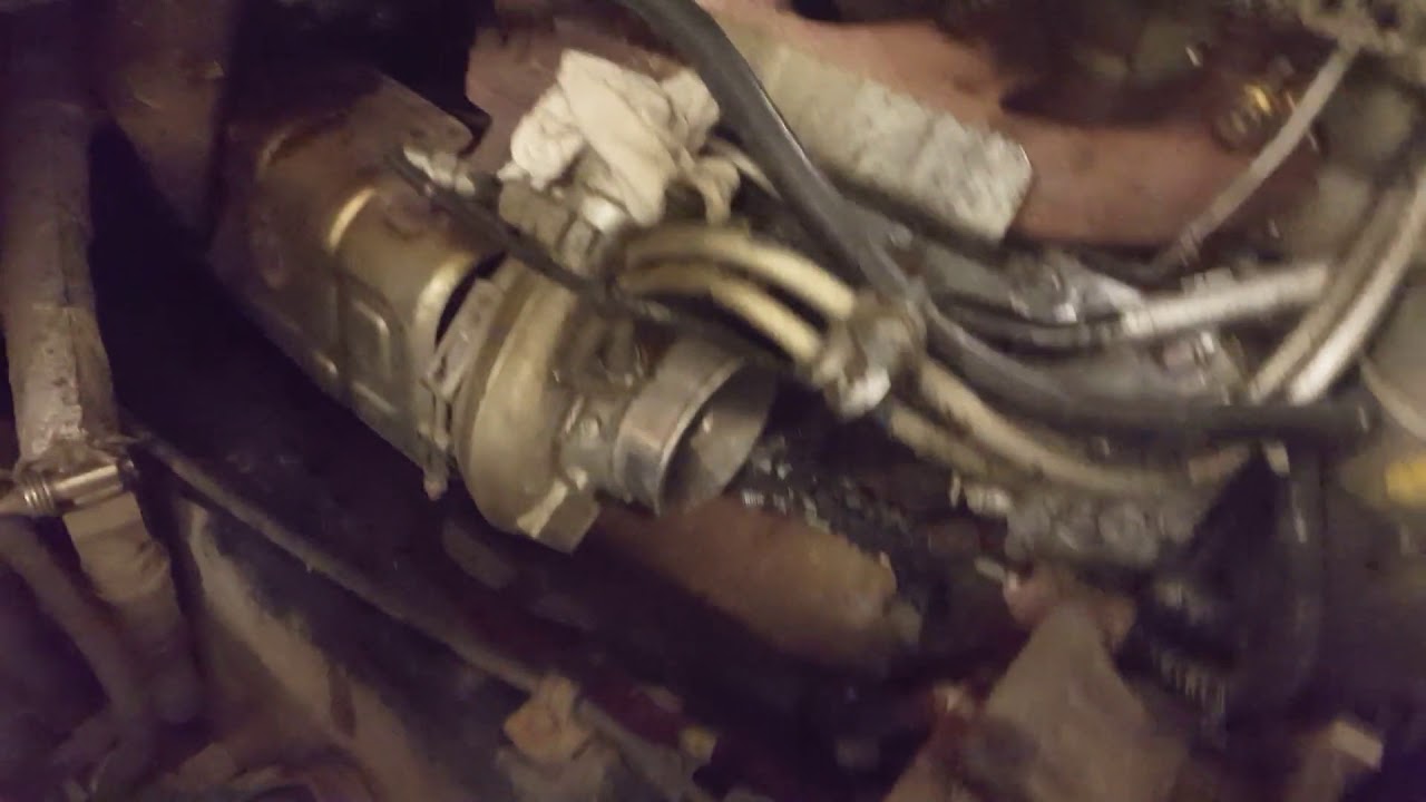 Mercedes MBE 900 Diesel Engine Code 2631 - YouTube