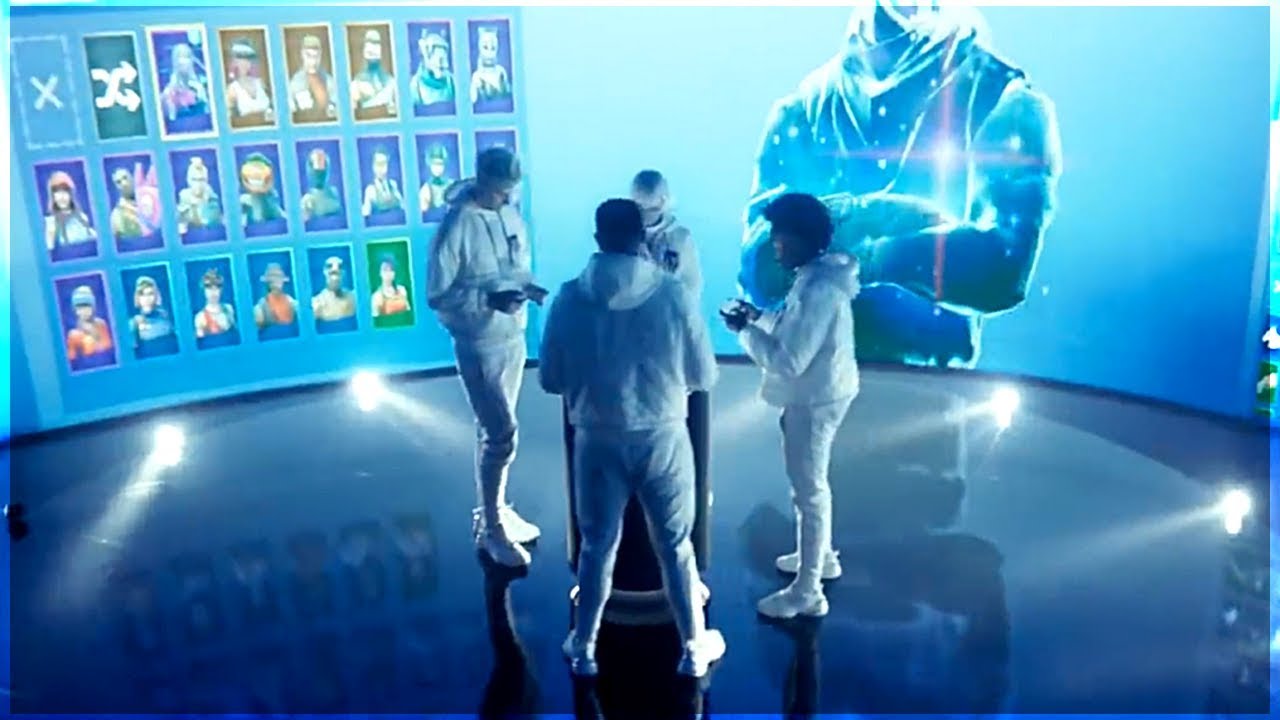 Fortnite Mobile - ** I MADE A COMMERCIAL WITH NINJA ** - YouTube