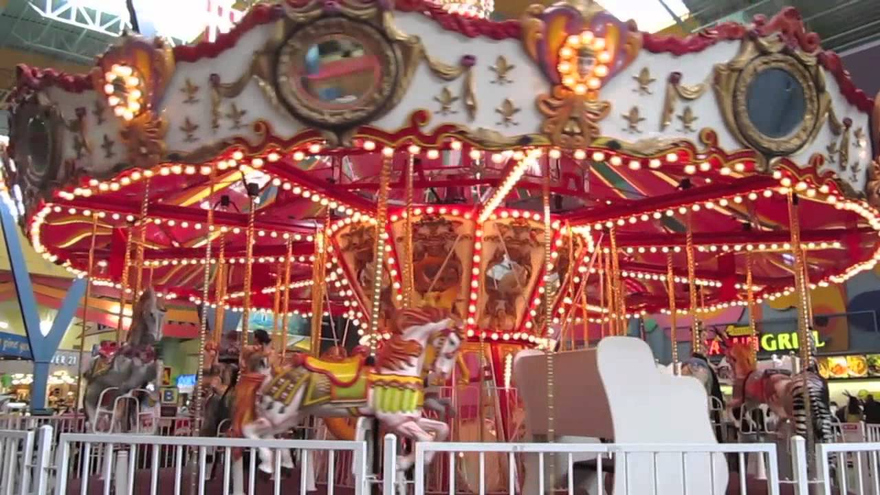Carousel at the Outlet Mall.mov - YouTube