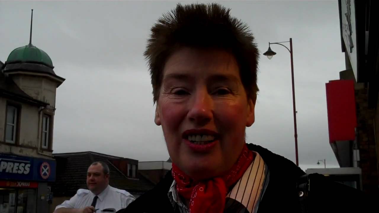 Mary Lockhart, campaigning to save the rail concession - YouTube