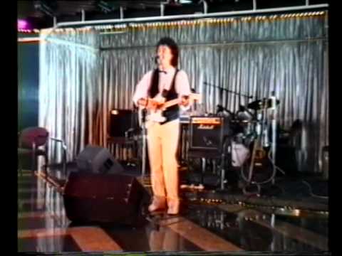 Paul Griggs performs on Olau Brittania 11/8/1992 - YouTube