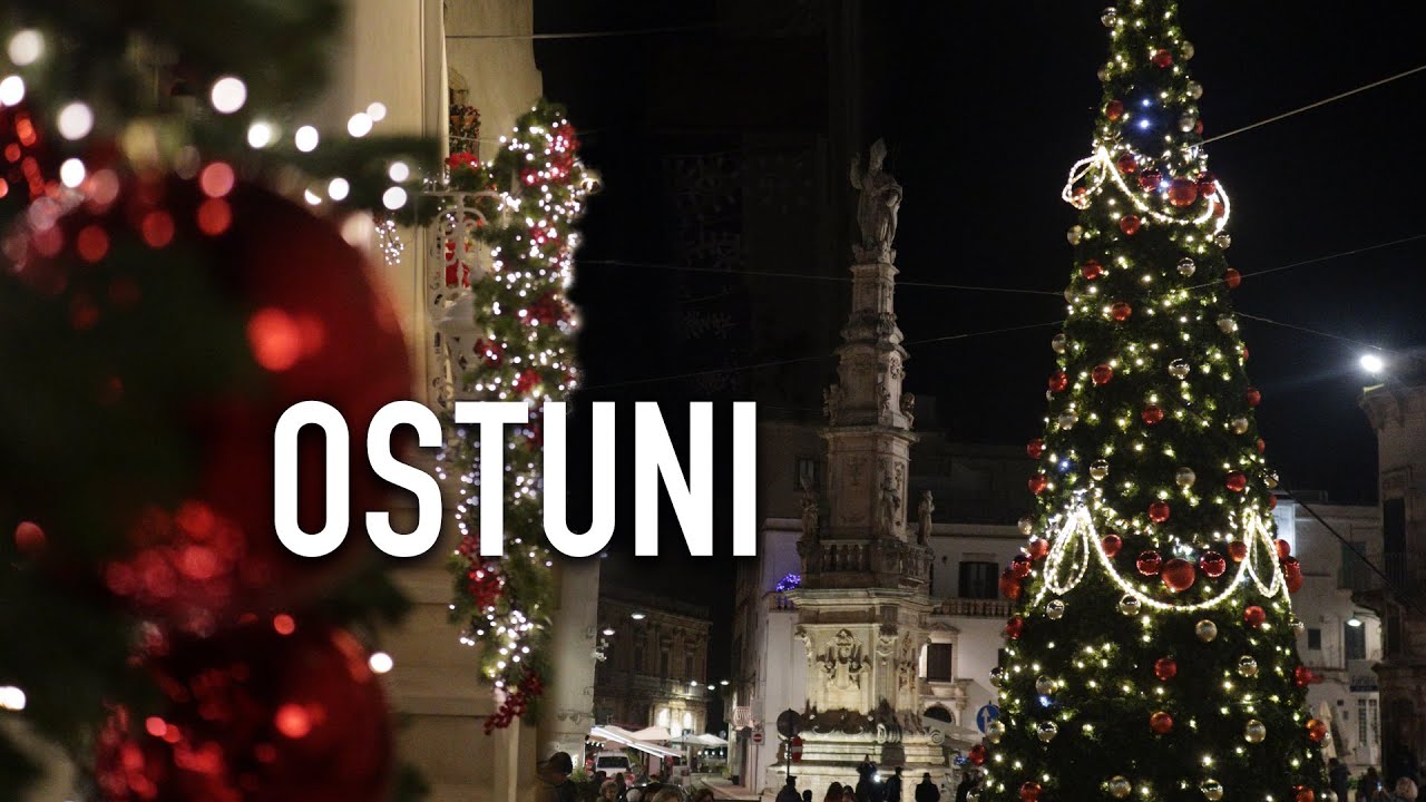 Ostuni a Natale 2022 - YouTube